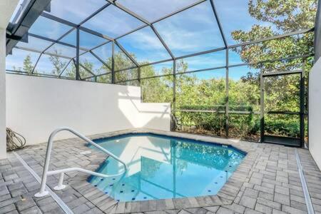 Jurassic Park & Mermaid Home With Private Pool - Davenport, FL