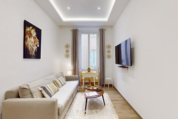 Suite Gold Fshh - Nice
