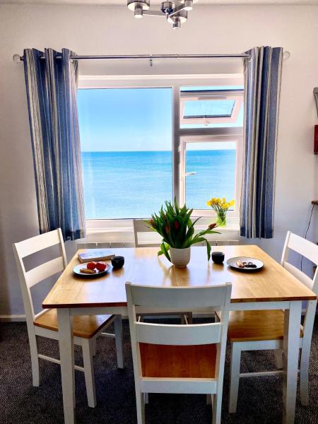 Beachside, Torcross, Between The Sea And The Ley - Torcross