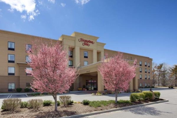 Hampton Inn By Hilton Garden City Long Island - Garden City, NY