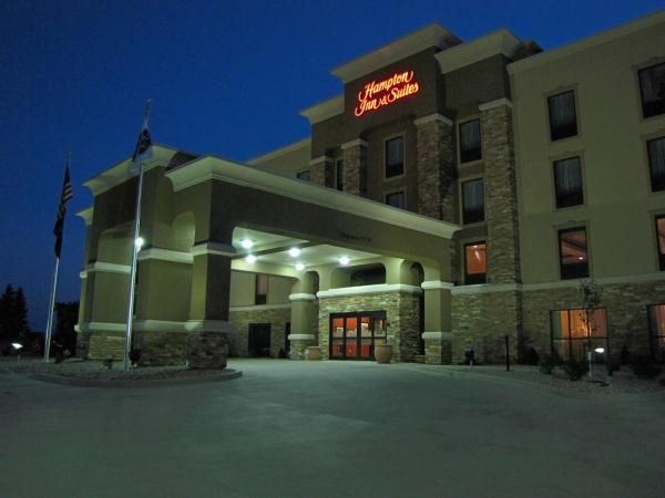 Hampton Inn & Suites Jamestown - Hidden, ND