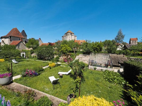 Le Jardin Des Lys - Chambre D'hôte Ou Appartement - La Roche-Posay