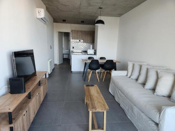 Loi Flats Neuquen, Edificio Talero - Centenario