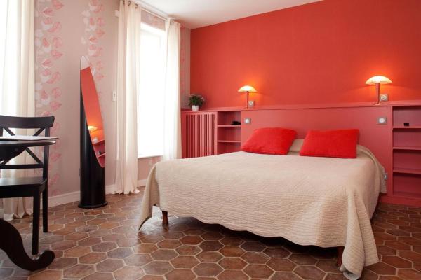 Hotel Du Saumon, Verneuil Sur Avre - Verneuil-sur-Avre