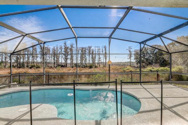 Relax With Nature/ Home Away From Home - Haines City, FL