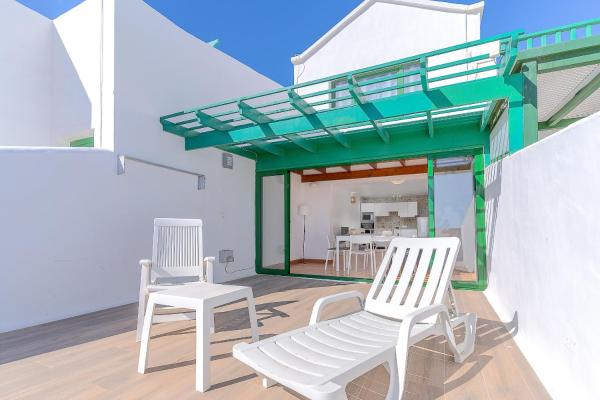 Fantástico Apartamento Con Terraza Y Vistas Al Mar - Costa Teguise
