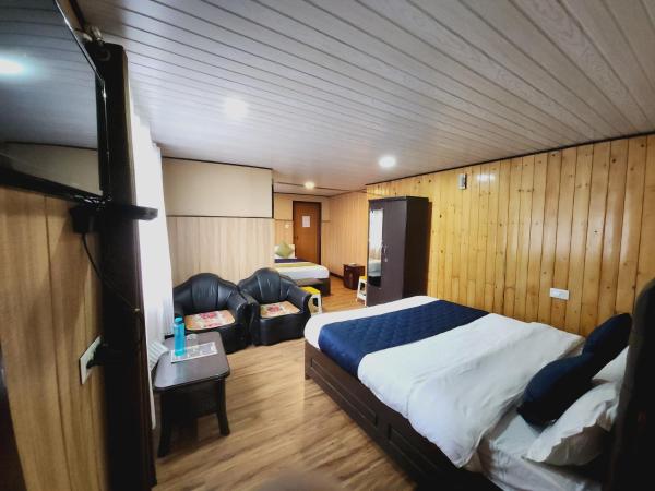 Veronica Alpina Homestay - Darjeeling