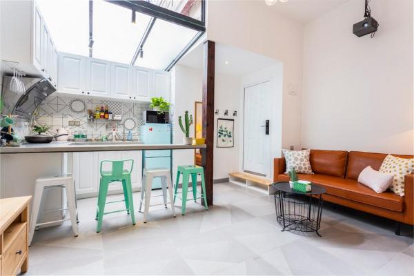 Shanghai Hills&xing 593 Homestay Mid Huaihai Rd Near Metro Line 1 North Zhongshan Rd - Shanghai