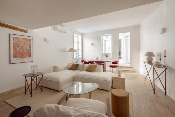 Appartement Luxueux Au Cœur De Saint Germain Des Prés - Paris 14e Arrondissement