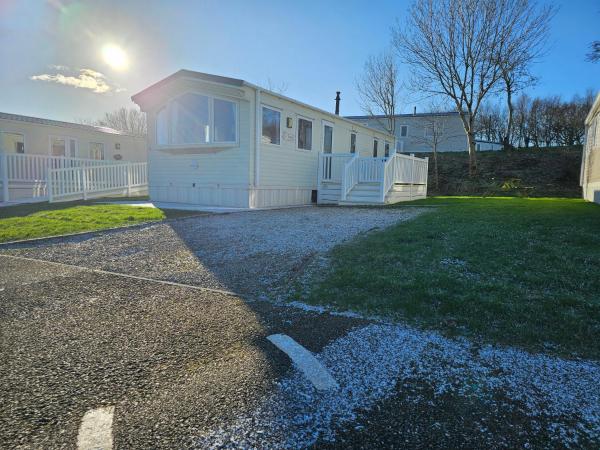 113 Caravan At Meadow Lakes - Mevagissey