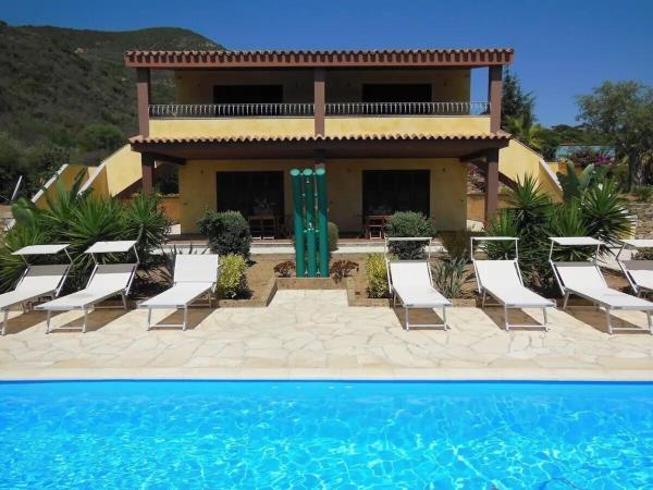 Appartamento In Splendido E Riservato Villaggio, Marina Di Tertenia - Sardaigne