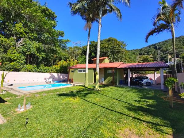 Quarto Misto Compartilhado Em Armação I - Florianópolis