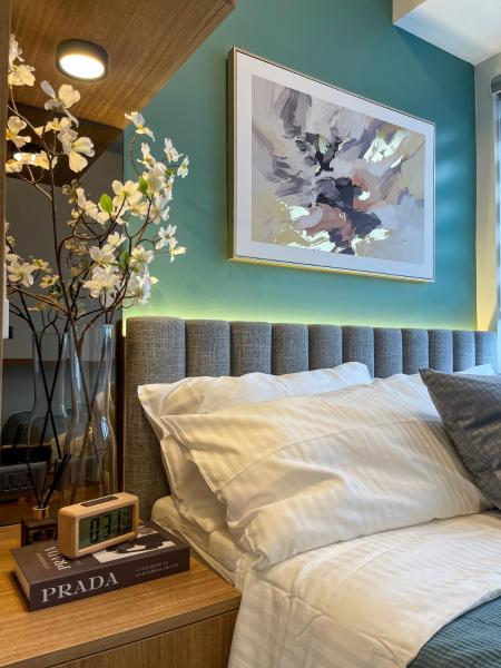 Smdc Fame Residence Luxurious Family Suite Condo Near Mrt - Makati