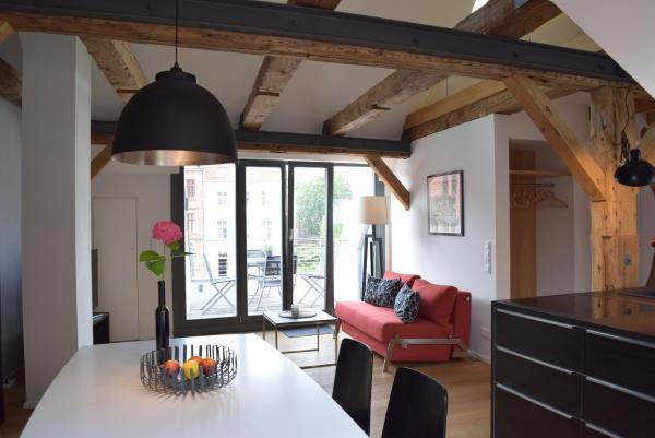 Stylish Holiday Apartment In The Heart Of The Old Town With Loggia, Fireplace Etc. - Stralsund