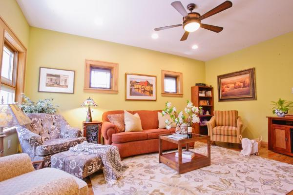 Tulip Cottage - Black Mountain, NC