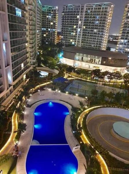 Azure Urban Resort A12 Wavepool Near Mall Airport - Taguig