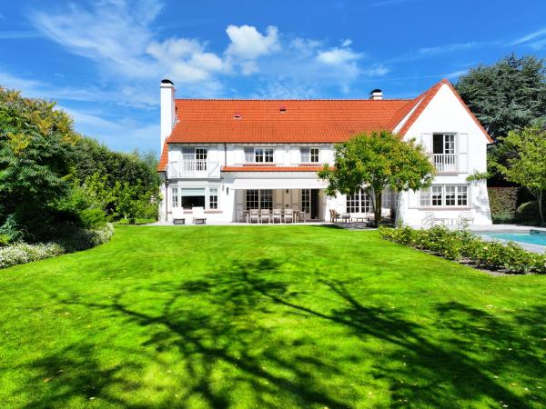 James 83 - Stunning Luxury Villa In Knokke Le Zoute With Large Pool - Bruges