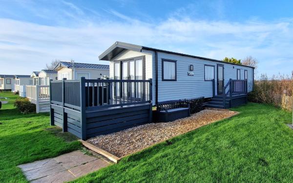 Amor, West Sands Holiday Park, Selsey - Bognor Regis