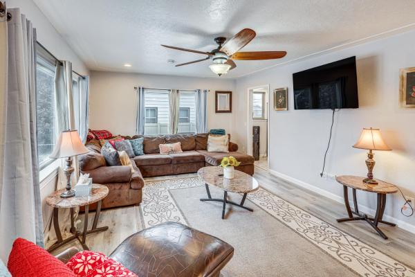 Billings Home With Trampoline, Gas Grill And Fire Pit! - Billings, MT