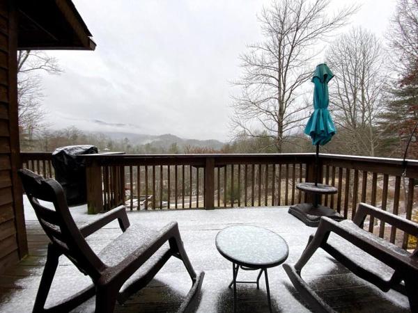 Paradise Peak - Tranquility And Majestic Splendor! - Tennessee