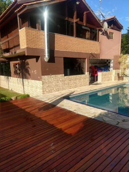 Chácara Em Ibiúna Com Piscina E Acesso A Represa - Ibiúna