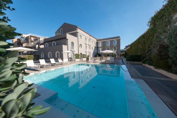 Airone City Hotel - Aci Castello