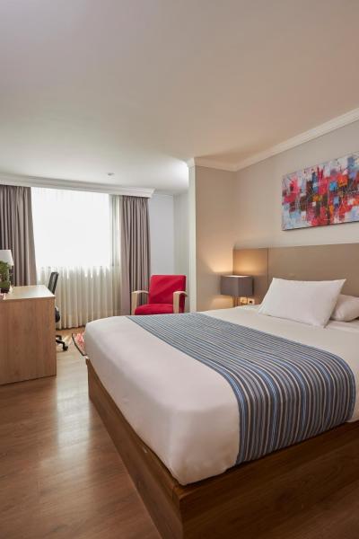 Hotel Saint Simon - 보고타