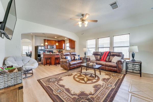San Antonio Home With Game Room, 9 Mi To Seaworld! - Hill Country Retreat – San Antonio