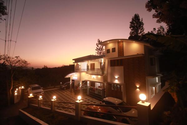 Periyar Homes - Thekkady