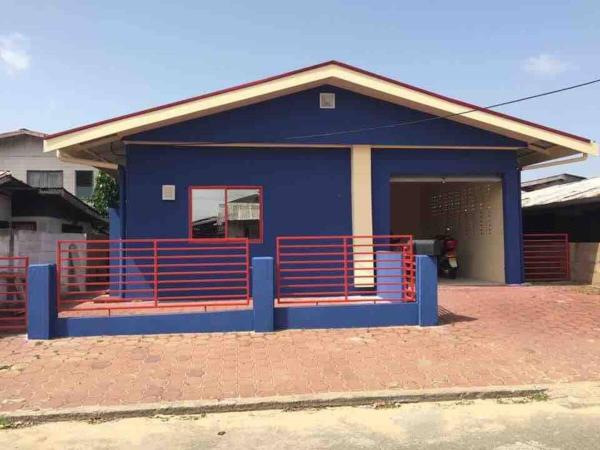 Cozy Home - Surinam