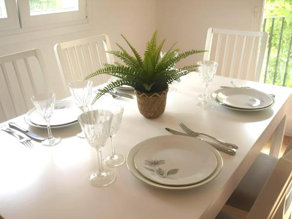 Jardines Del Ebro, 8 Pax, Ideal Grupos - Logroño