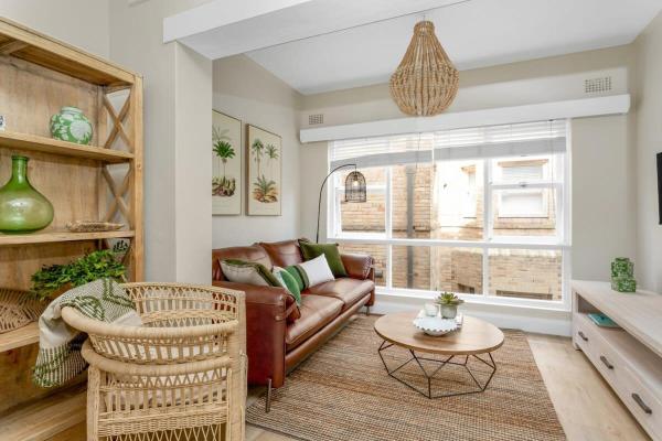 Spacious 2-bed Apartment In The Heart Of Manly - North Shore