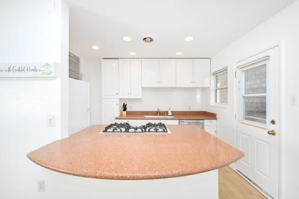 5 Bedroom Duplex 1 Minute Walk To The Ocean - Newport Beach, CA