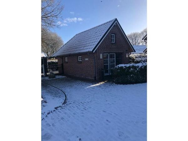 Holiday Home Feike Comfortable Vacation Home - Zetel