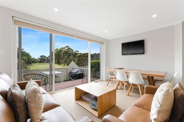 Dunsmore Lodge - Phillip Island
