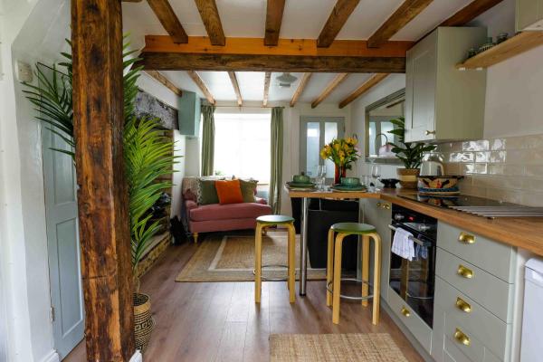 Remarkable 1-bed Cotswolds Cottage In Finstock - Witney