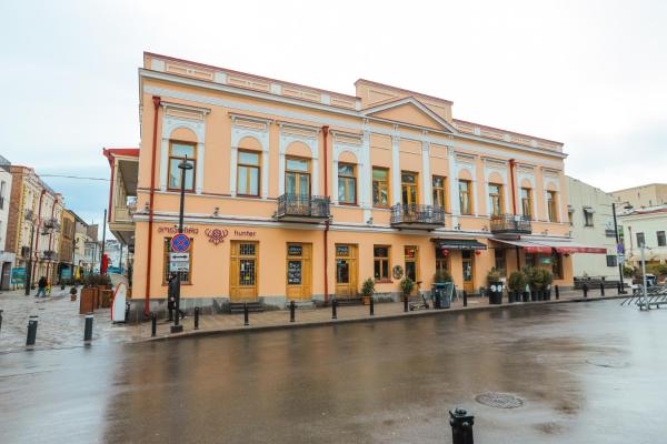 Charming Apartment Downtown Tbilisi - 第比利斯