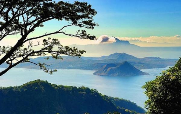 Blowing In The Wind - Tagaytay