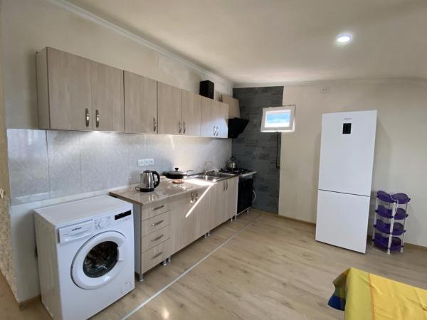 Marita Guesthouse - Batum