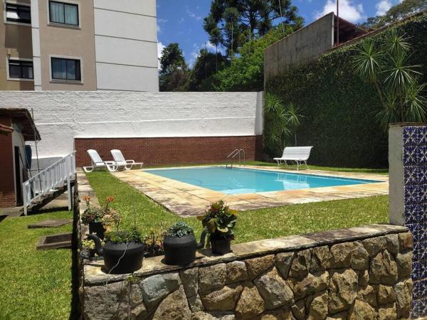Espaço Com Piscina Em Teresópolis. - Teresópolis