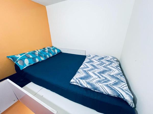 Moon Backpackers Burjman Exit 2, Family Partitions, Loft Partitions, - Émirats arabes unis