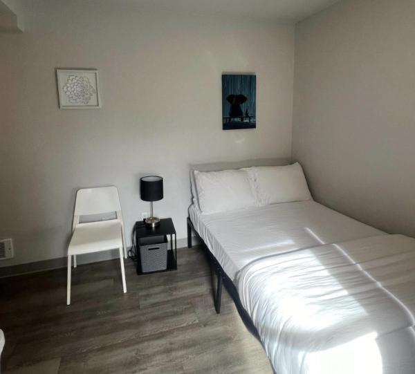 Garden Dahlia Studio In Wallingford - 97 Walkscore - Shoreline, WA