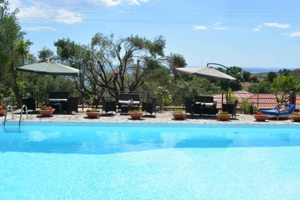 Casa Vacanze Villa Francy - Marina di Camerota