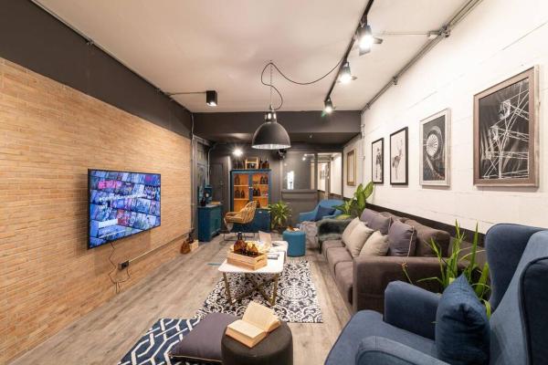 4 Bedrooms House In Thapae/nightbazaar - Chiang Mai
