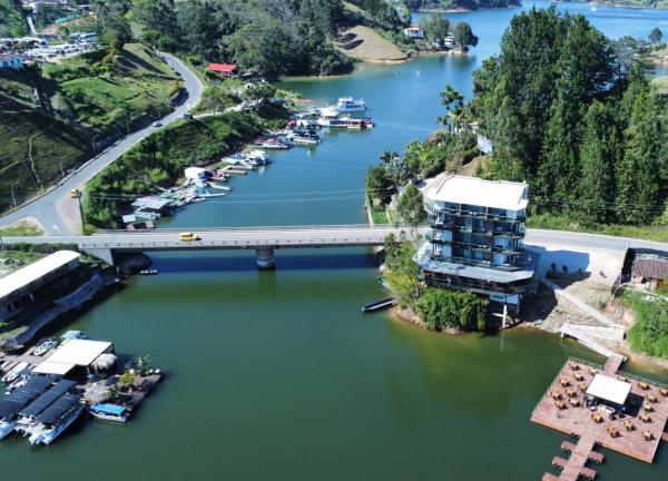 Hotel Nova El Peñol - El Peñol
