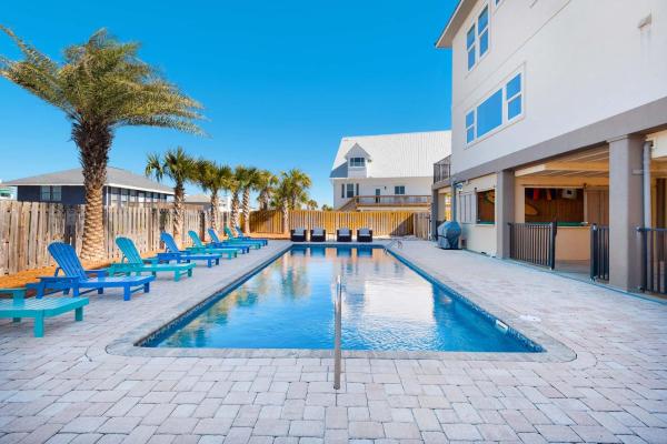 Emerald Oasis - Pensacola, FL