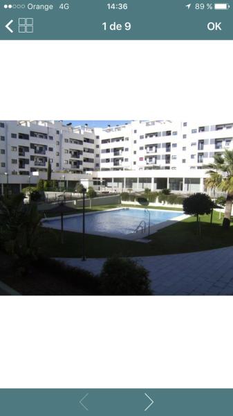 Habitacion Privada En Piso Compartido De Dos Habitaciones En Urbanización Con Piscina Y Pista De Padel - Puerto Real