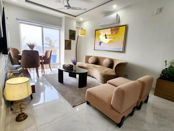 Two-bedroom Luxury Apartment, Zameen Opal - Lahore