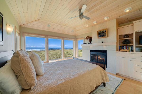Aria Mca#369 - Manzanita, OR