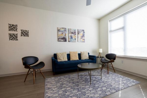Stunning Nulu 1br Cozysuites 05 - KFC Yum! Center